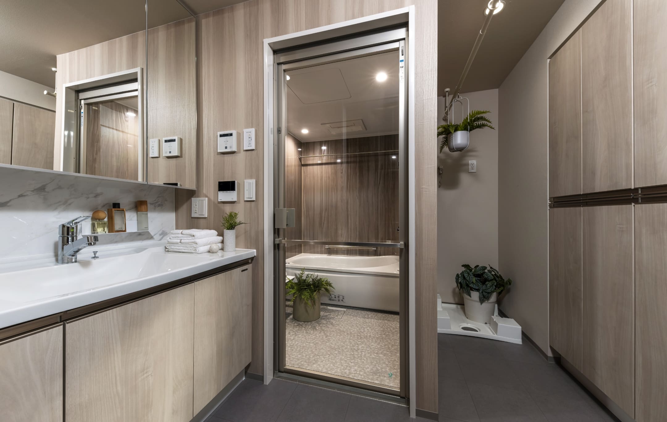 モデルルーム｜【公式】エールヴィータ宝町アクシア｜良和ハウス